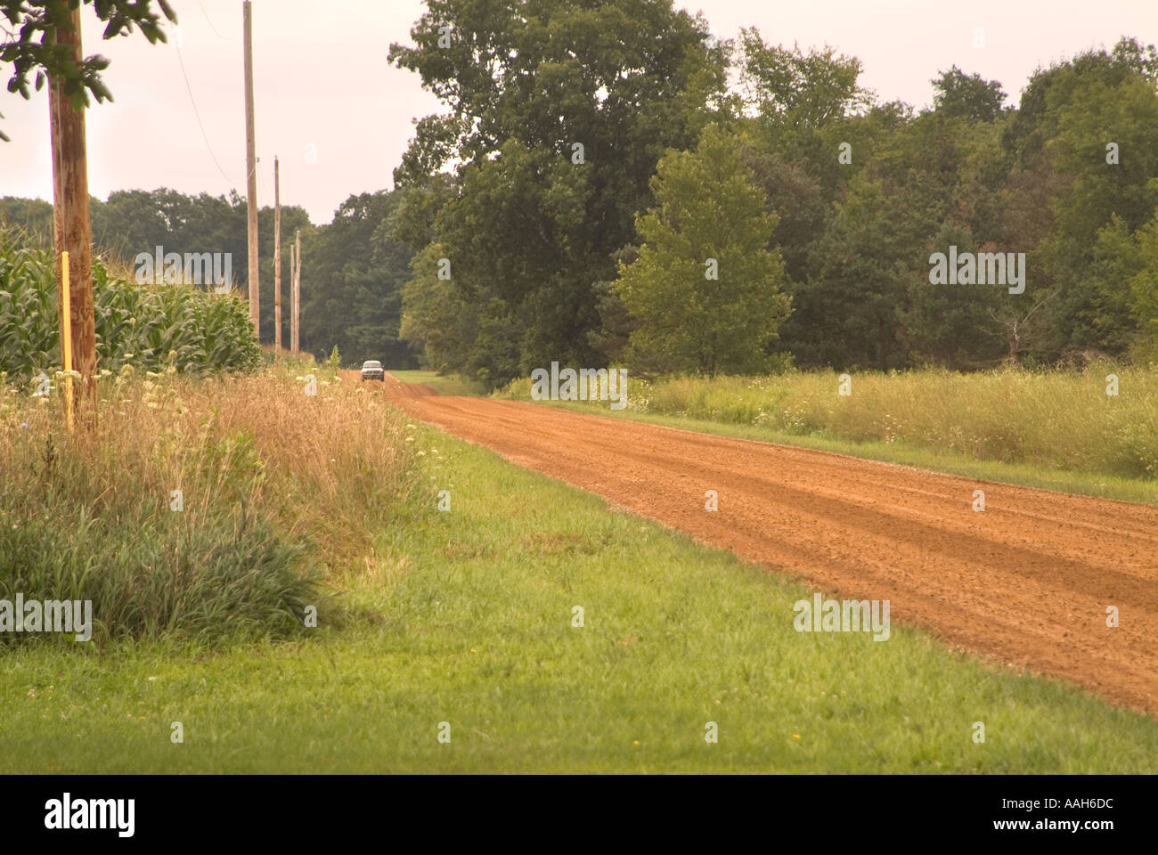 Old Country Road High Resolution Stock Photography and Images - Alamy