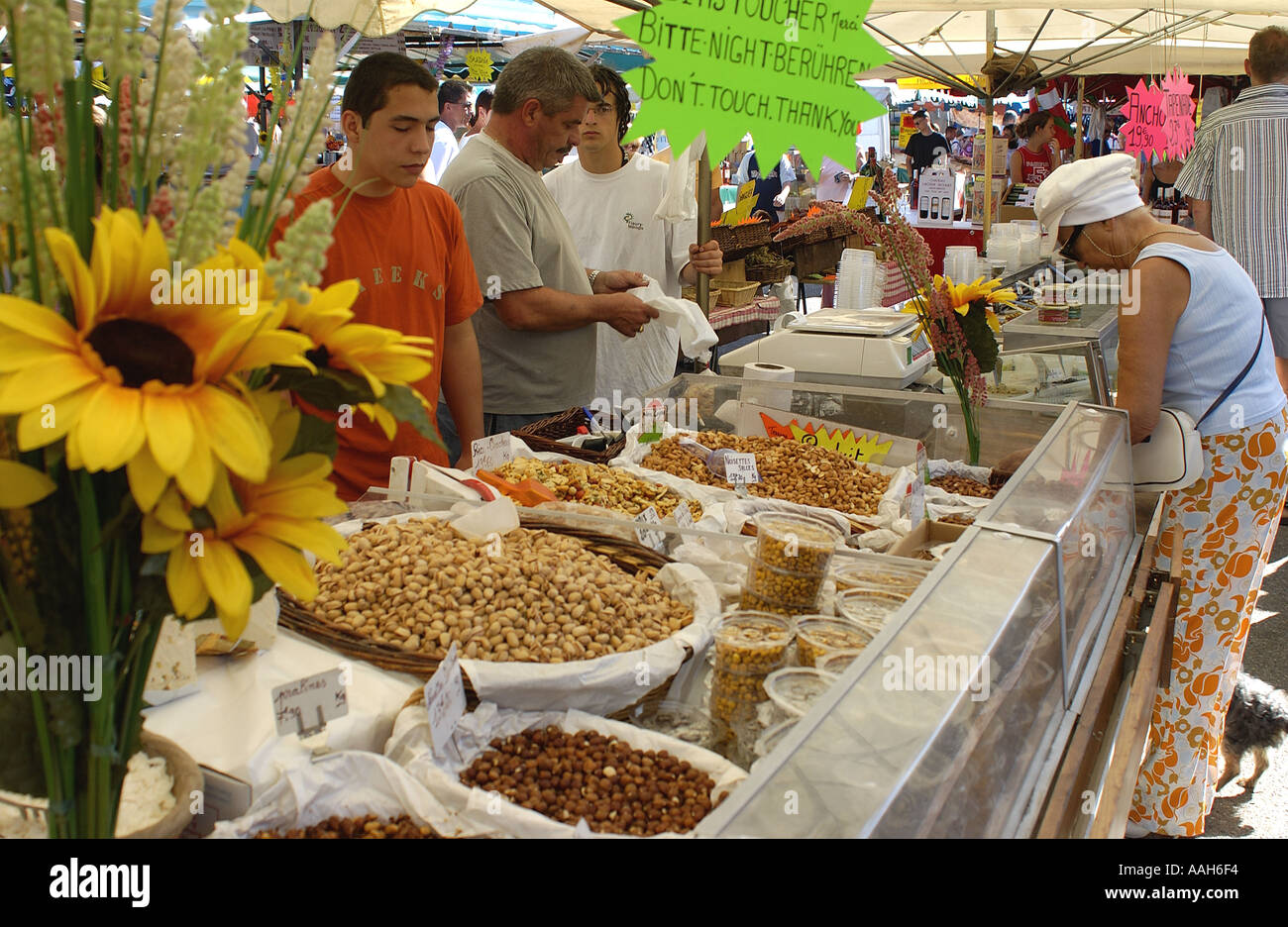 French market stall selling nuts Stock Photo - Alamy