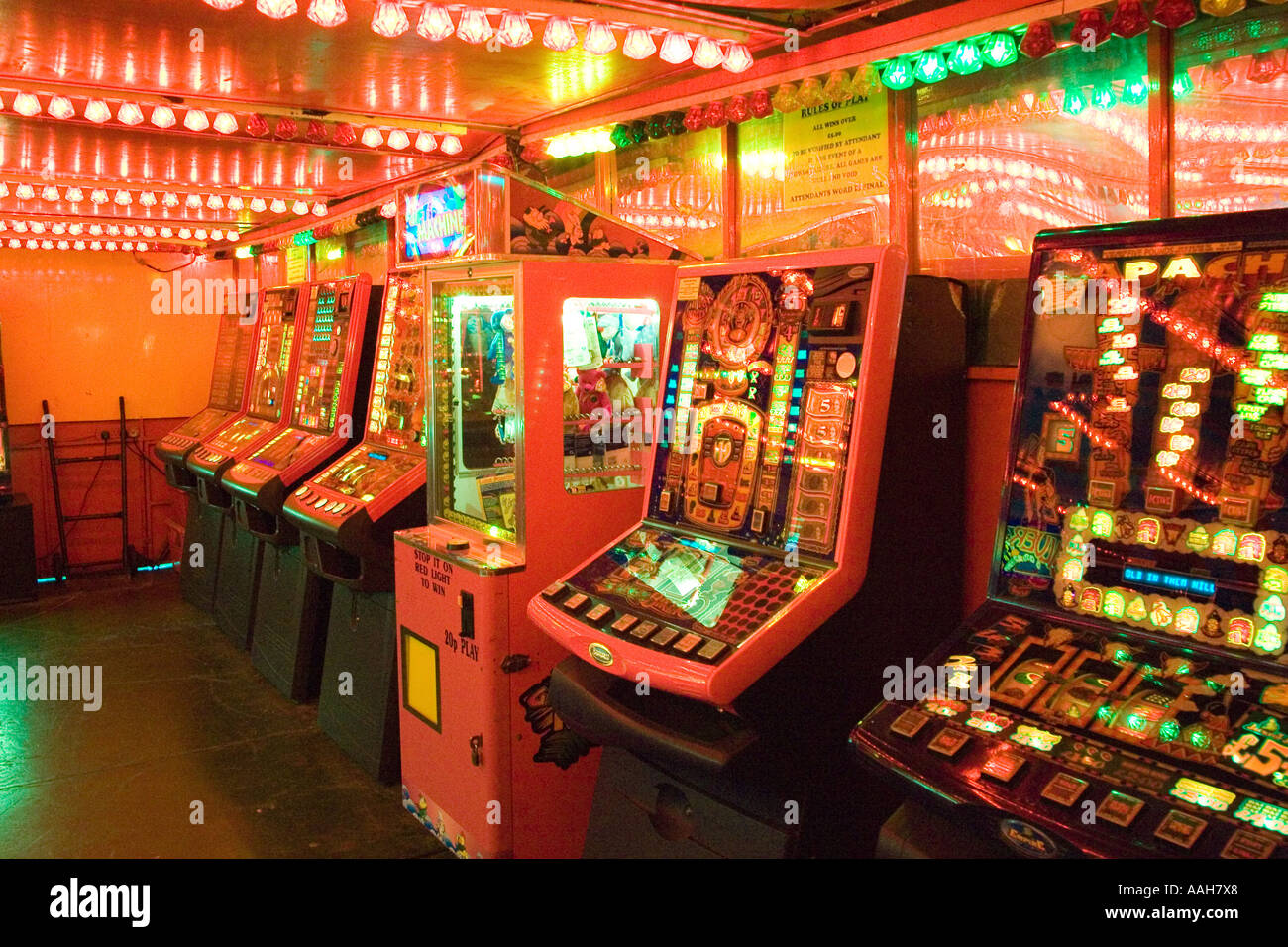 Amusements gambling uk gaming hi-res stock photography and images - Alamy