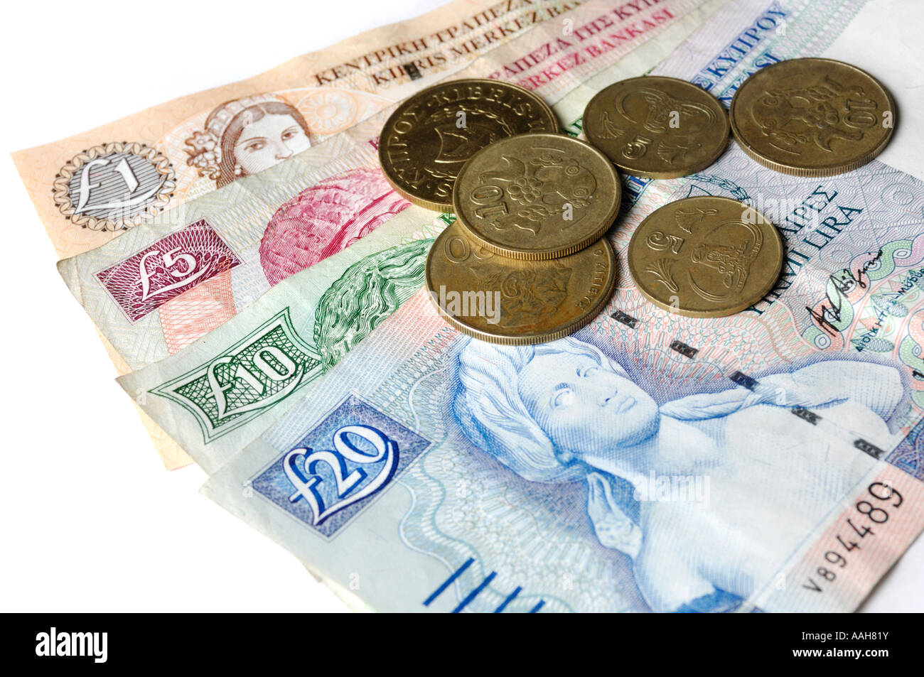 Cyprus pounds Bills and coins money Stock Photo - Alamy