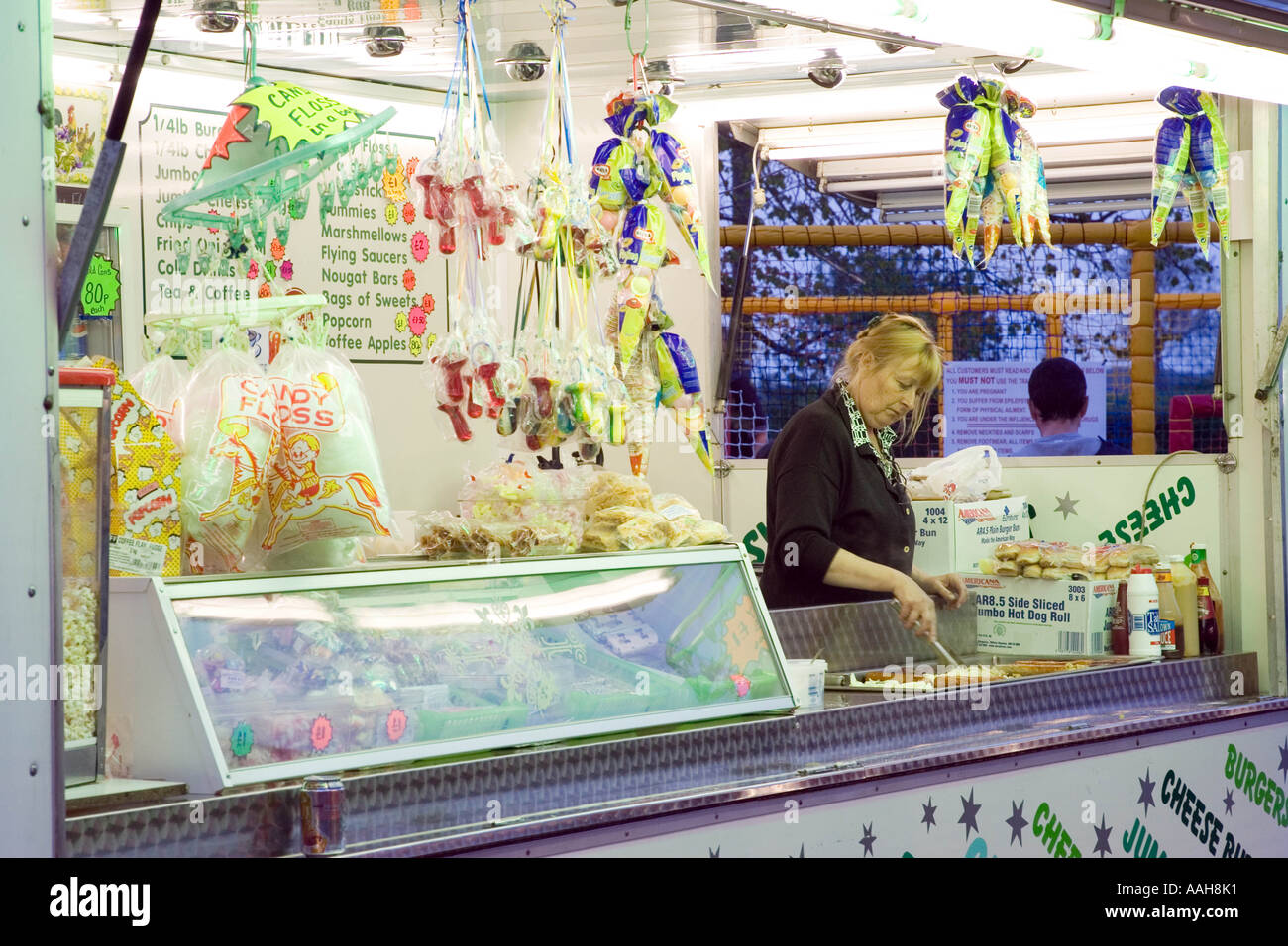 Fast food stall fun fair hi-res stock photography and images - Alamy