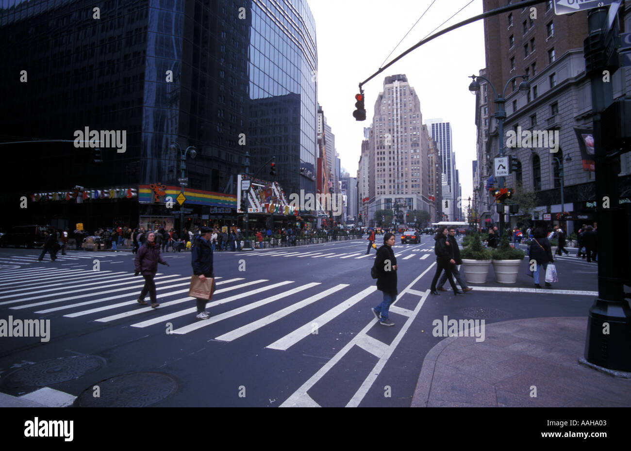 New york road junction hi-res stock photography and images - Alamy