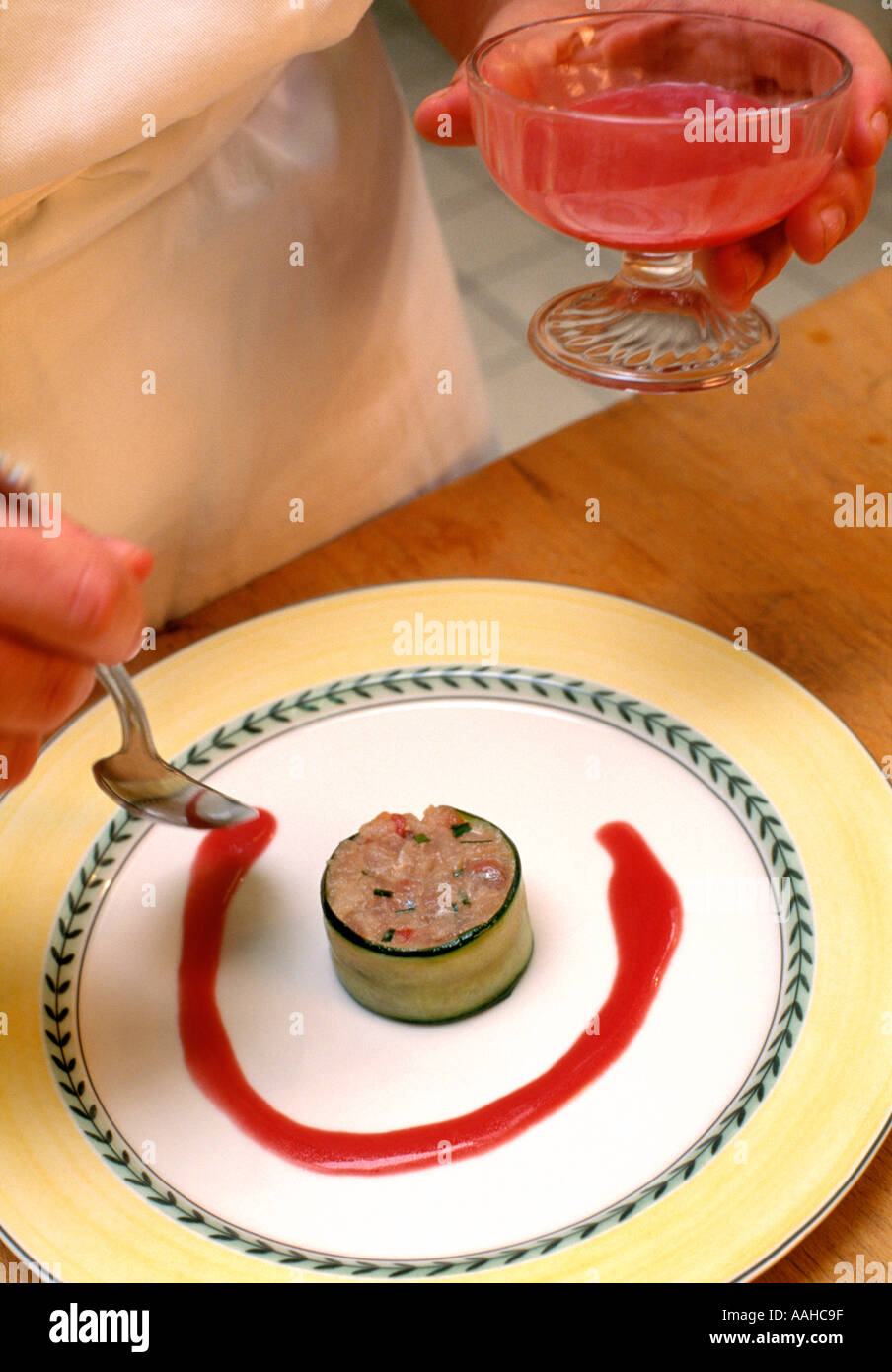 Making coulis hi-res stock photography and images - Alamy