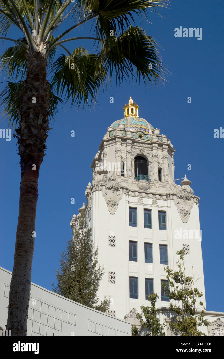 Dome beverly hills city hall hi-res stock photography and images - Alamy