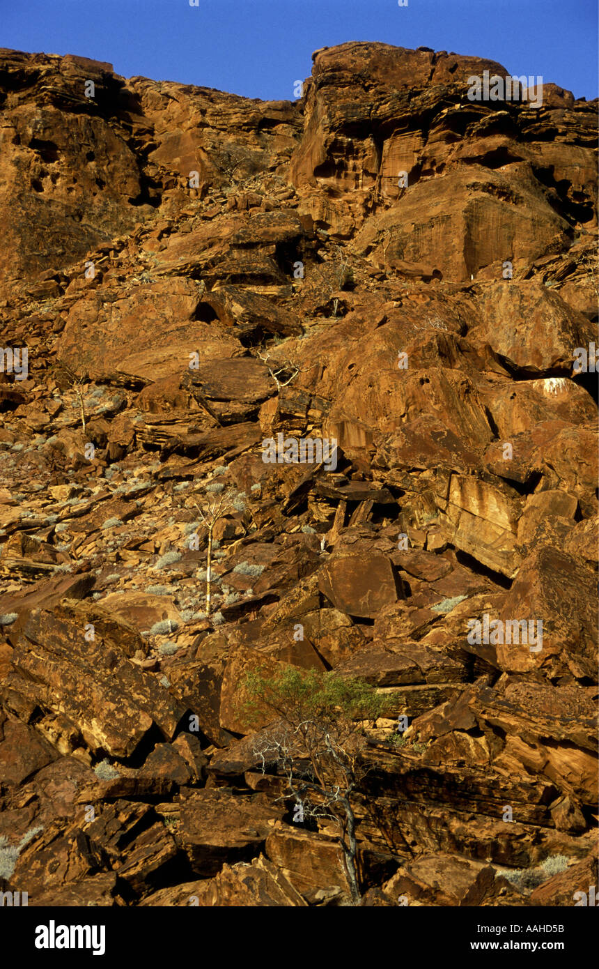 Cliff jumping african hi-res stock photography and images - Alamy