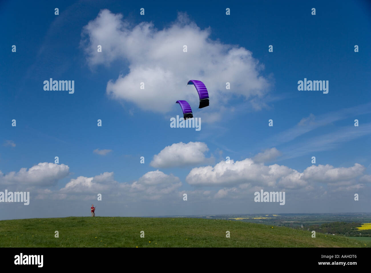 Kite Flying Ivinghoe Hills Bucks UK May Stock Photo - Alamy