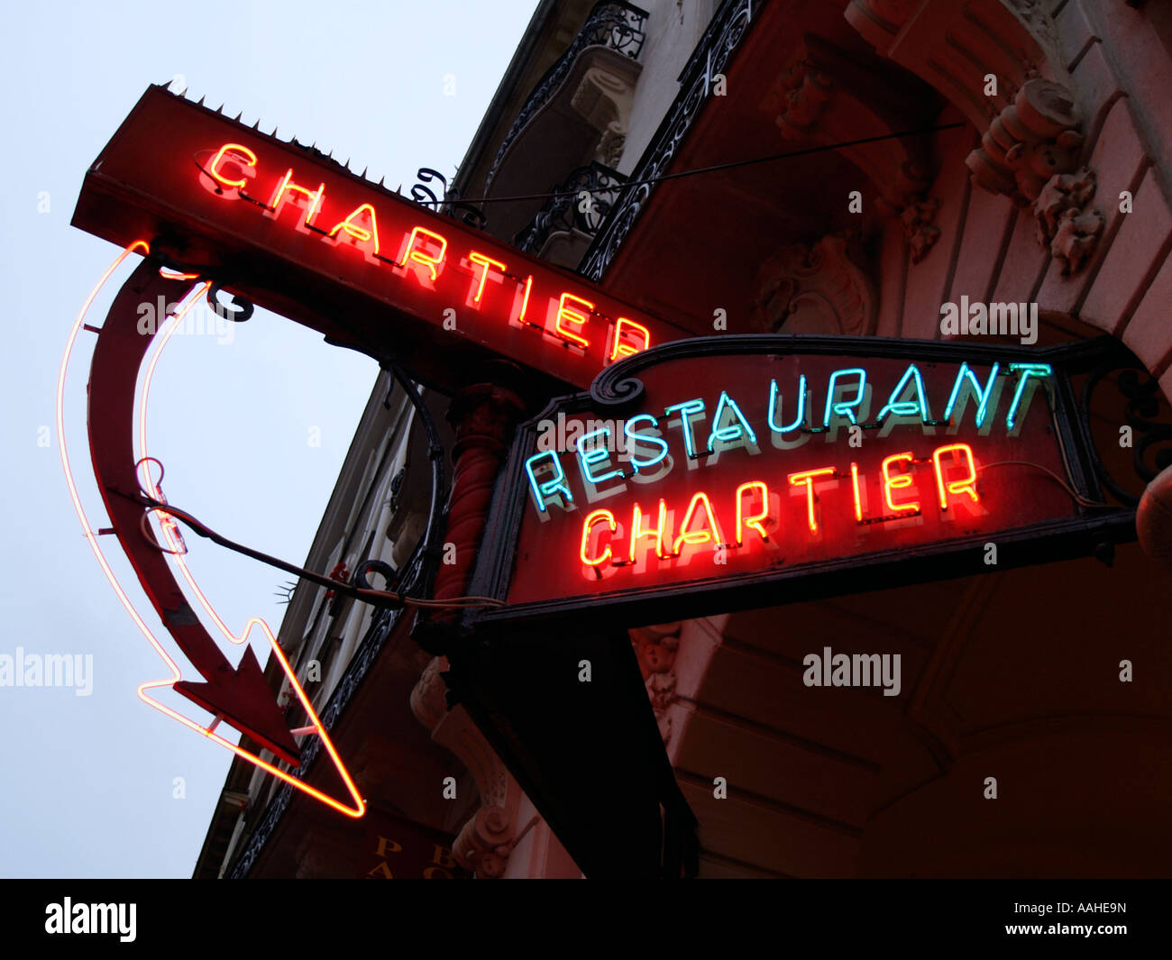 Chartier hi-res stock photography and images - Alamy
