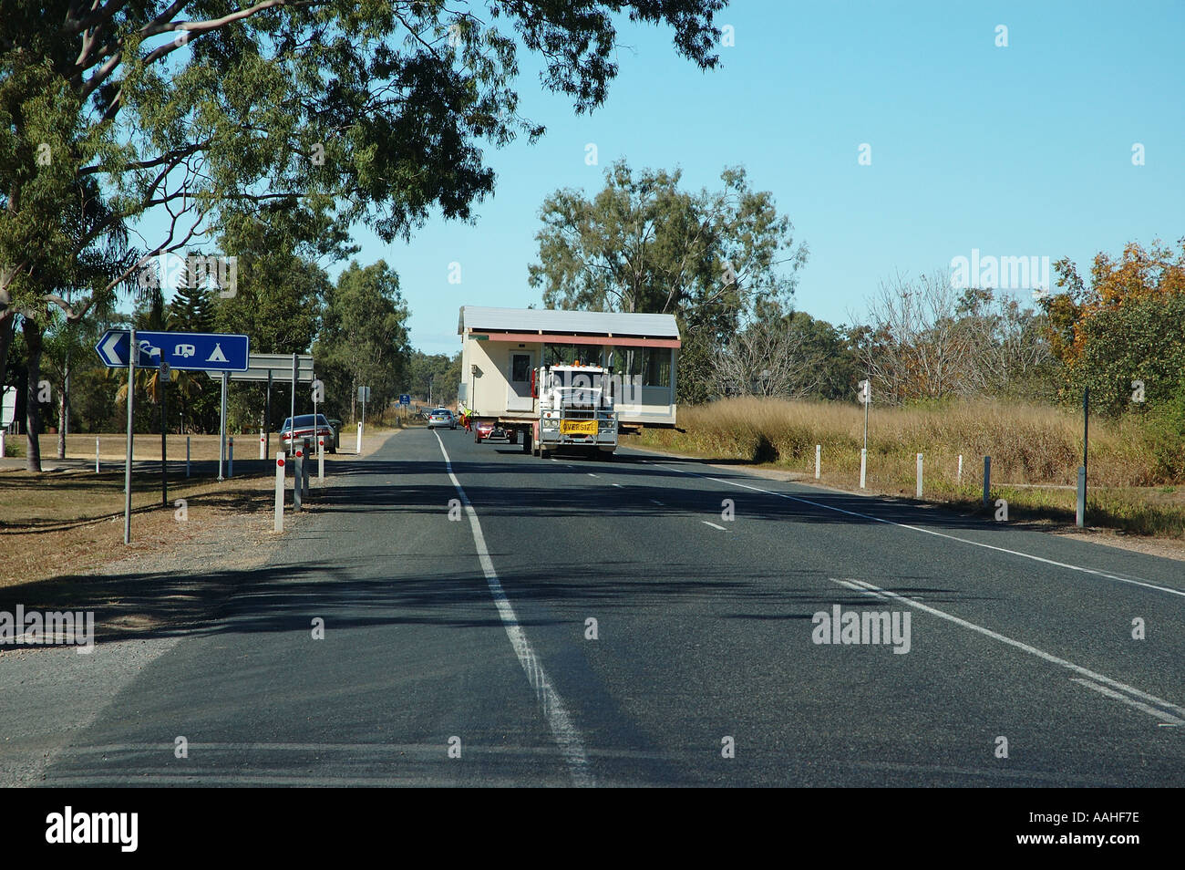 wide load on highway house moving Queensland Australia dsc 0892 Stock ...