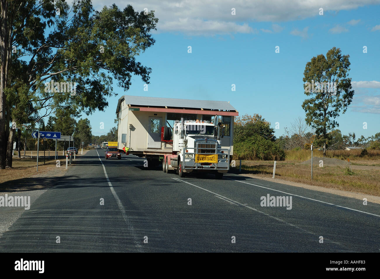 wide load on highway house moving Queensland Australia dsc 0894 Stock ...