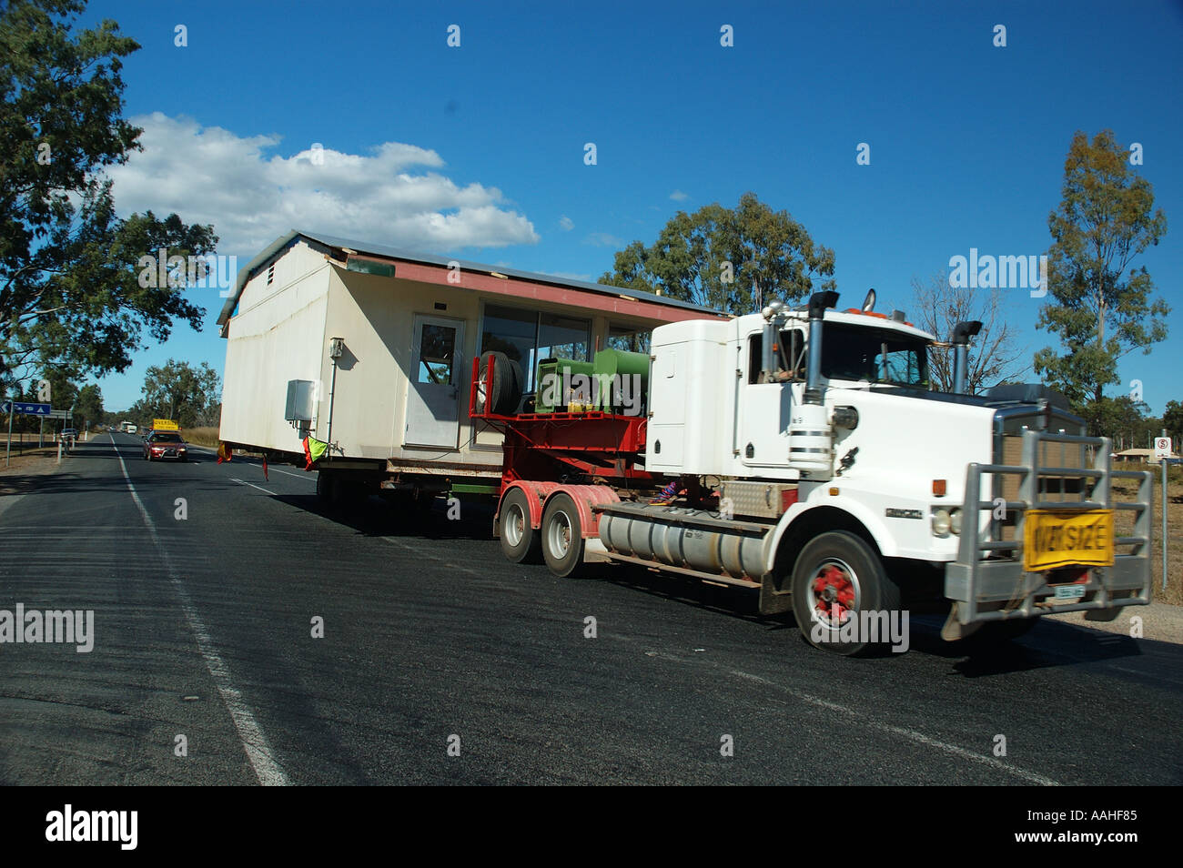 wide load on highway house moving Queensland Australia dsc 0896 Stock ...