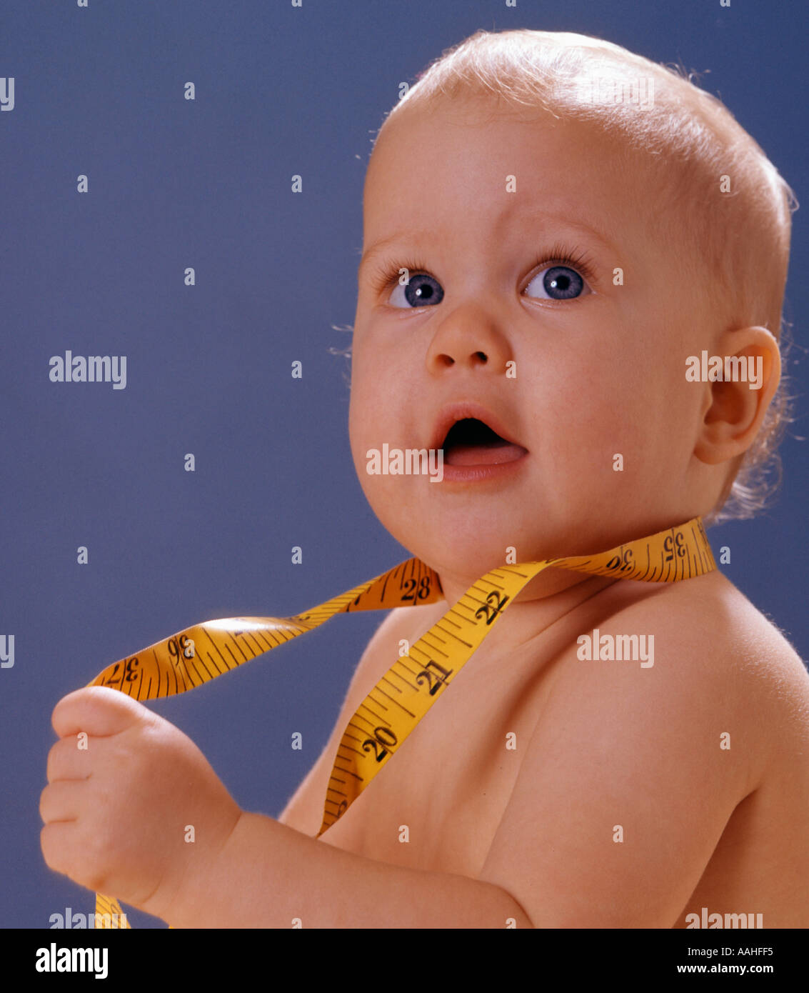 Content measure hi-res stock photography and images - Alamy