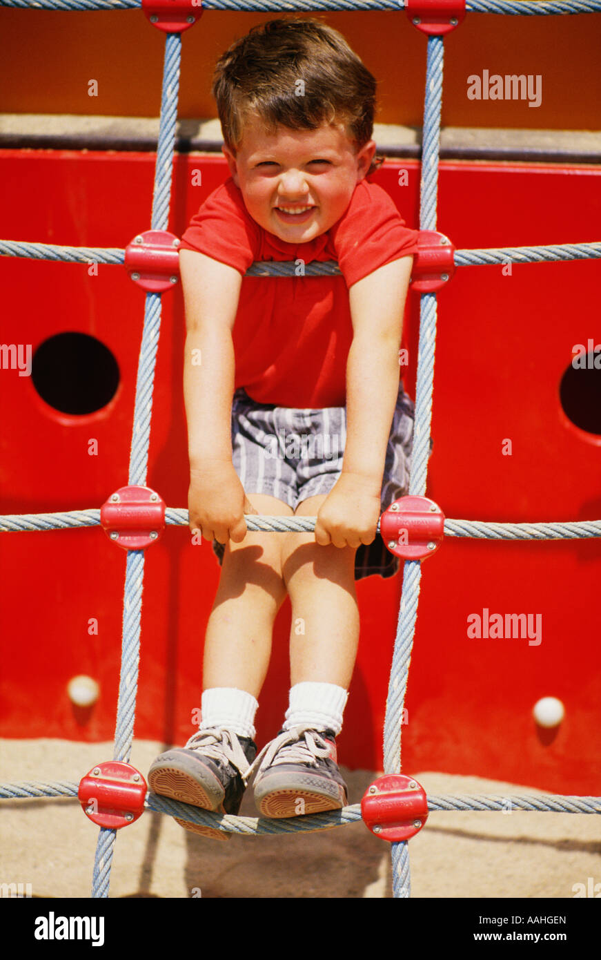 Rope ladders hi-res stock photography and images - Alamy