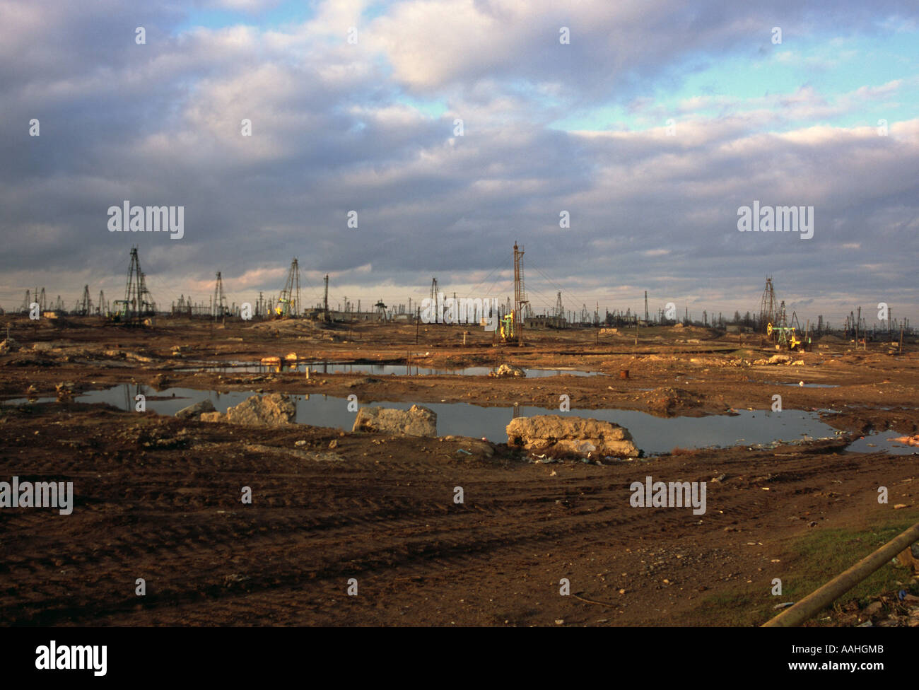 The surreal landscape of an oil field on the Caspian Sea Baku ...