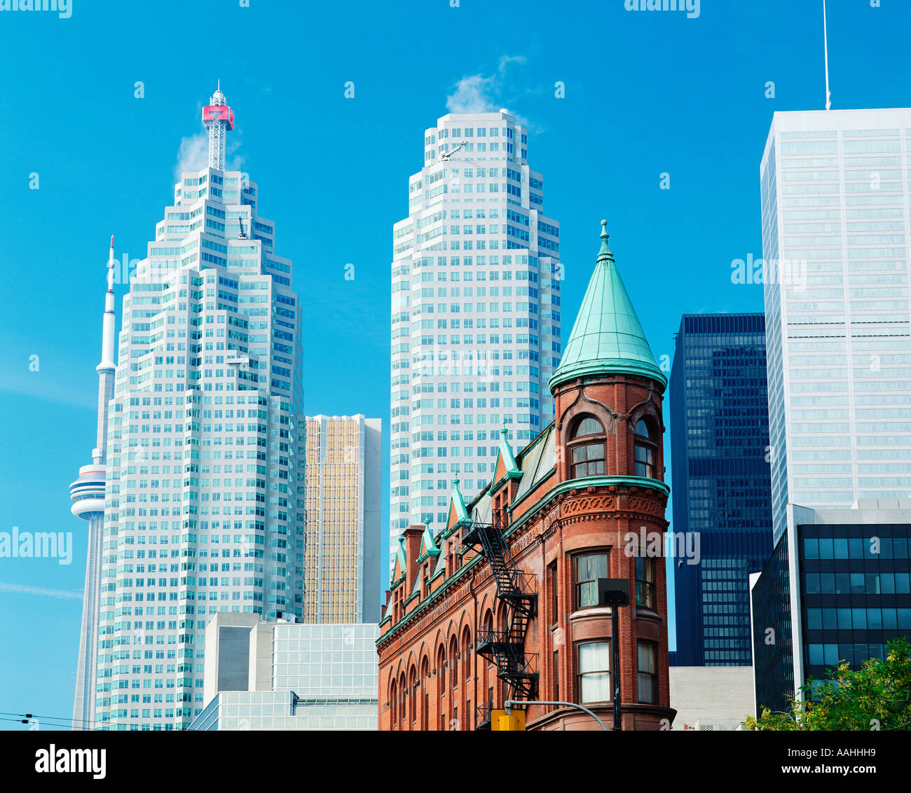 Flat iron building toronto hi-res stock photography and images - Alamy