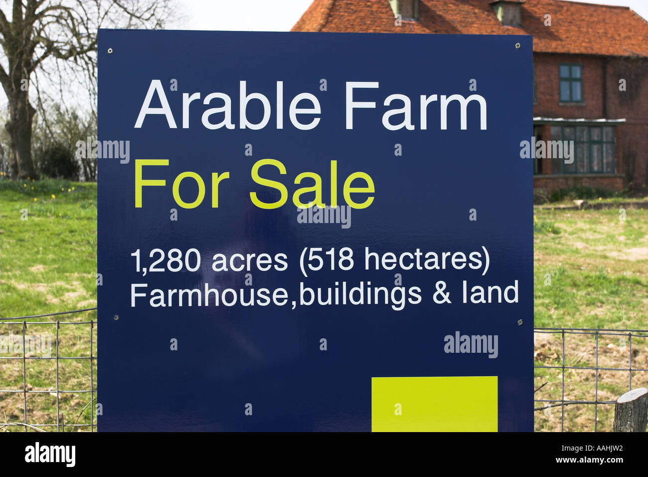 Land sale poster hi-res stock photography and images - Alamy