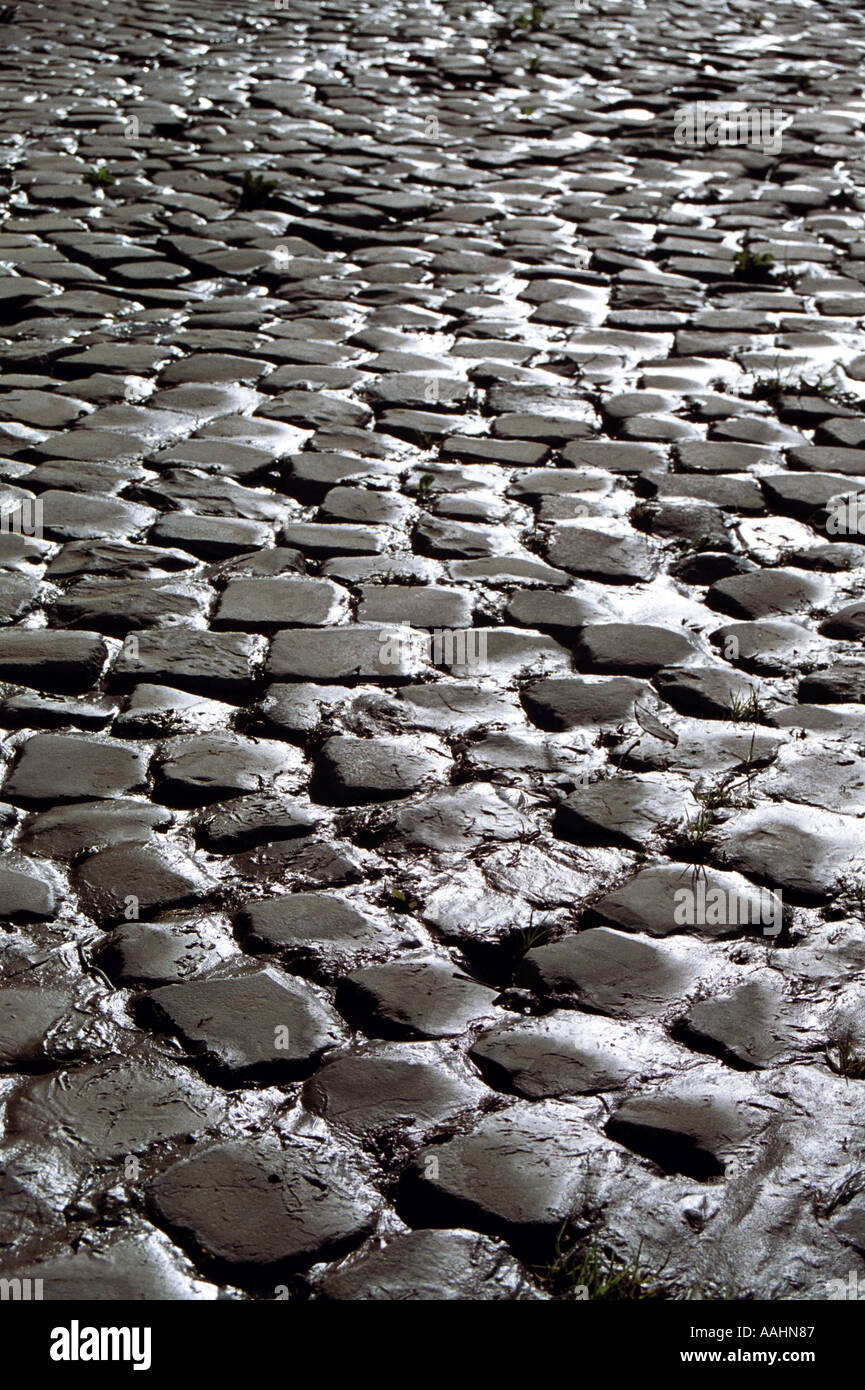 Muddy street italy hi-res stock photography and images - Alamy
