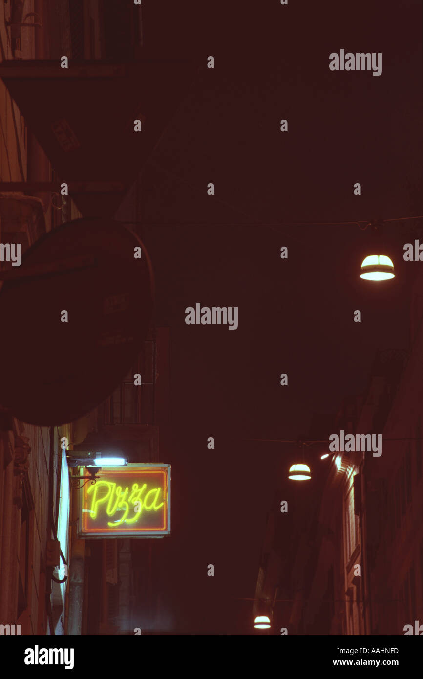 pizza shop sign at night rome Stock Photo - Alamy