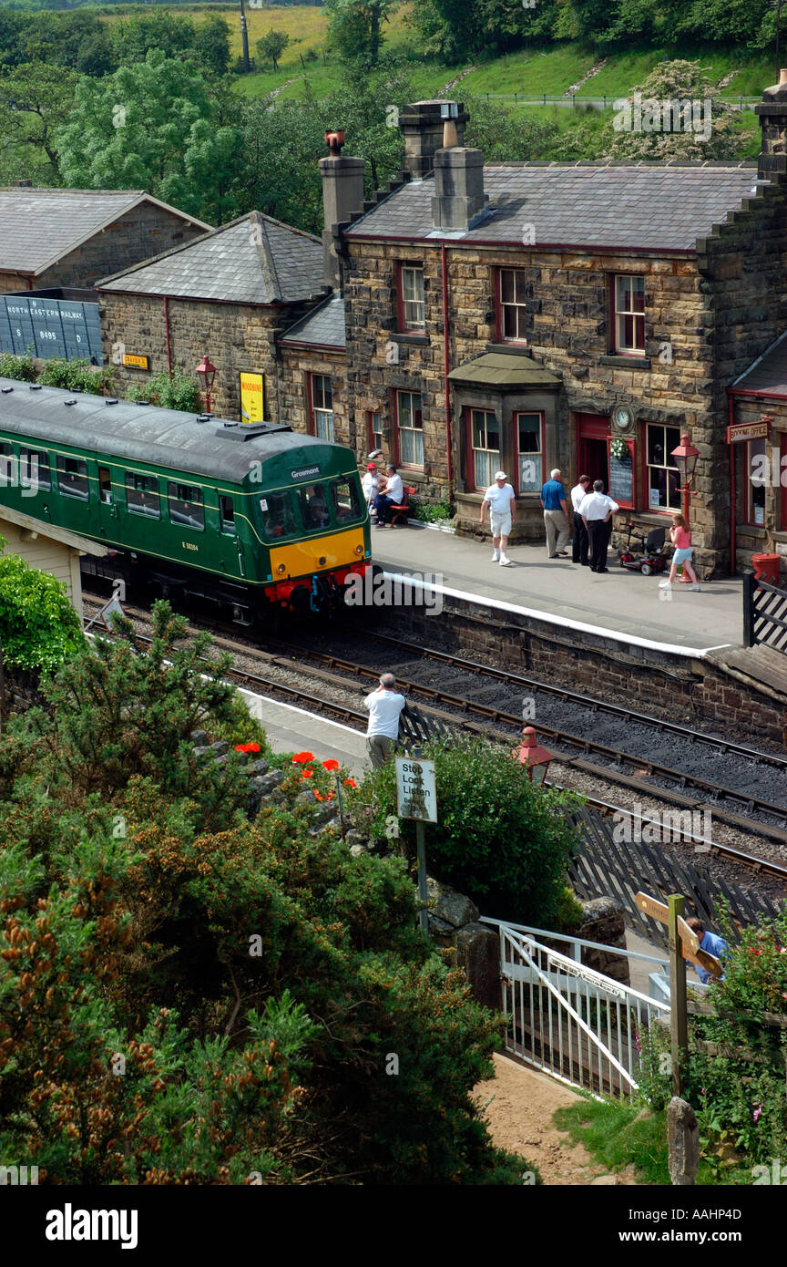 Train at Goathland Railway Station NYMR North Yorkshire England UK ...