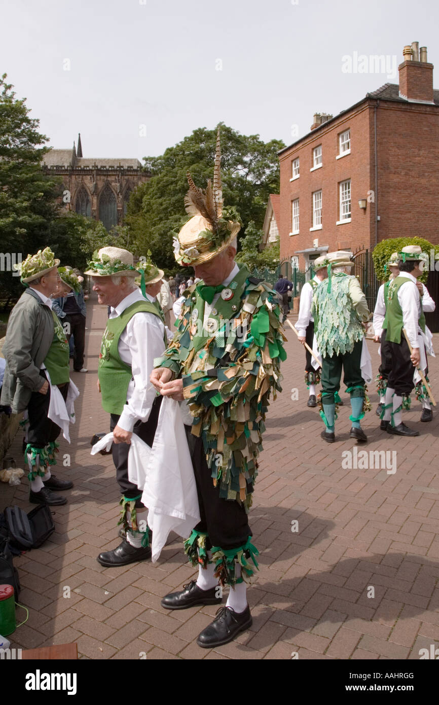 Morris dancers at Lichfield City Carnival Stock Photo - Alamy