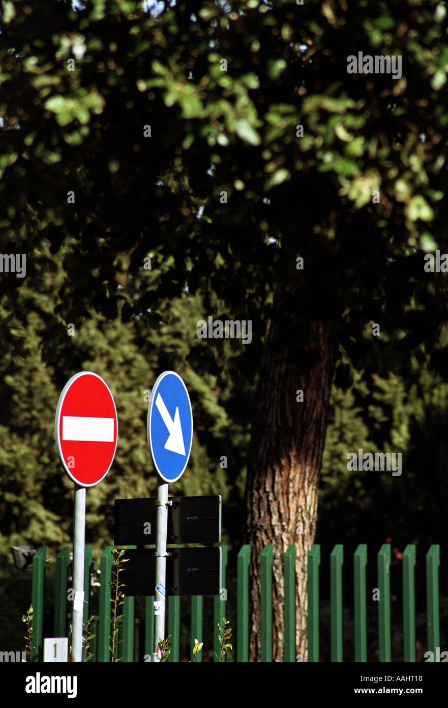 two road signs arrow and no entry Stock Photo - Alamy