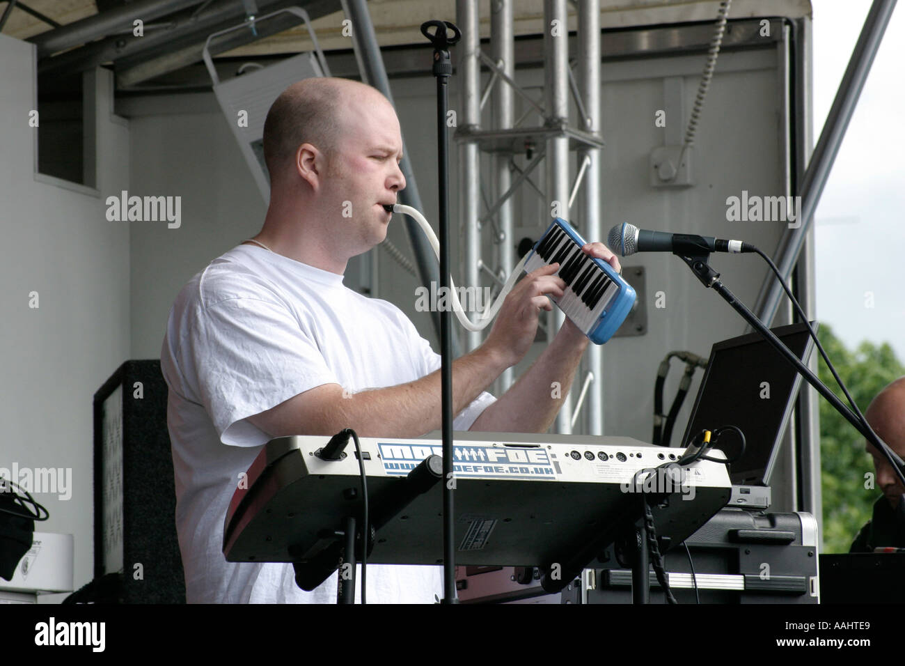 Blowing strawberry hi-res stock photography and images - Alamy