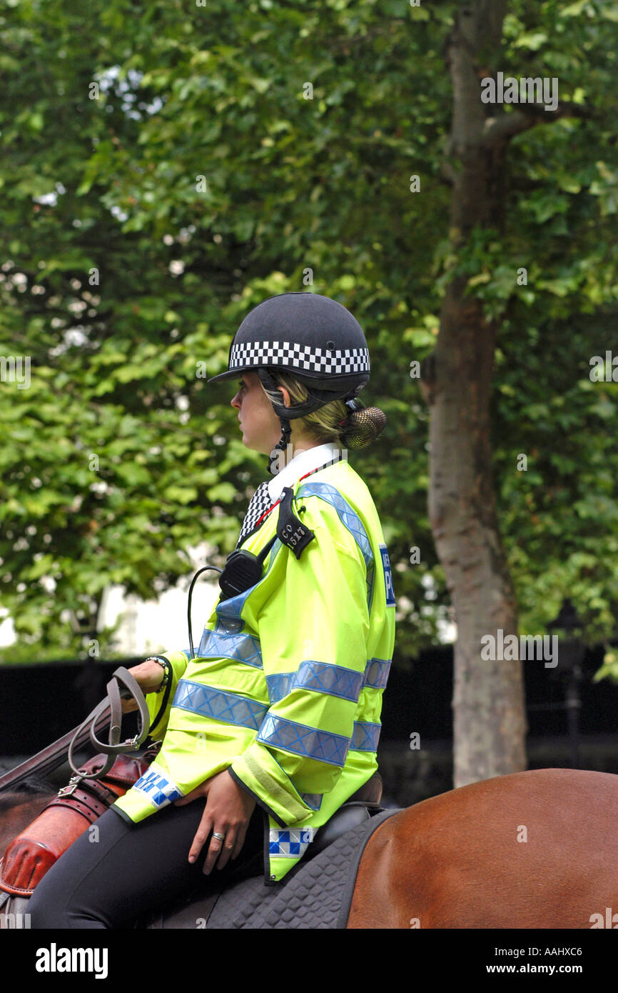 Female Law Enforcement Officer on horseback in London Stock Photo - Alamy