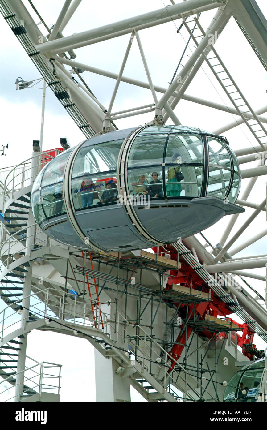 One of the 32 Observation Capsules of the BA London Eye Ferris wheel ...