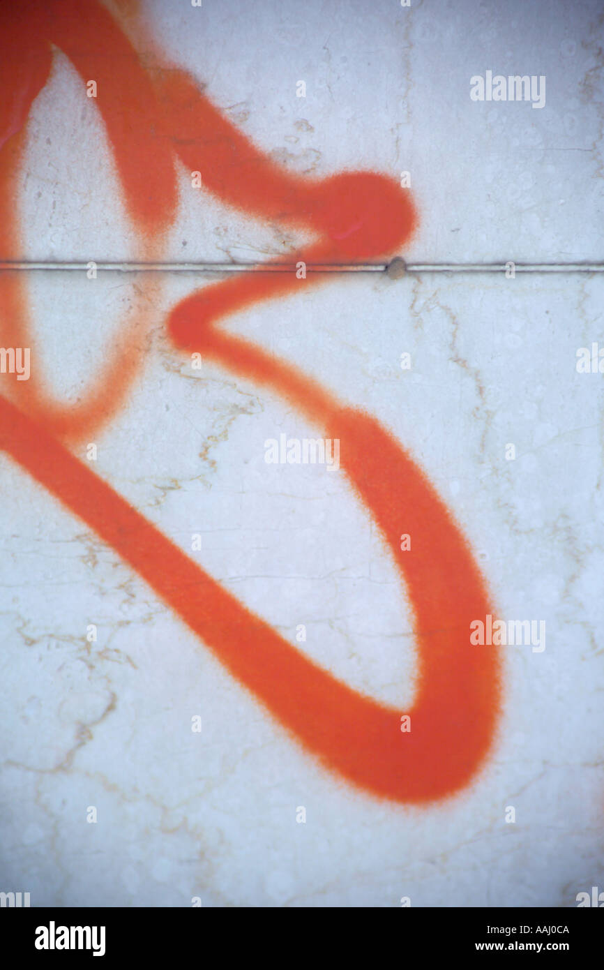 Grafity wall hi-res stock photography and images - Alamy