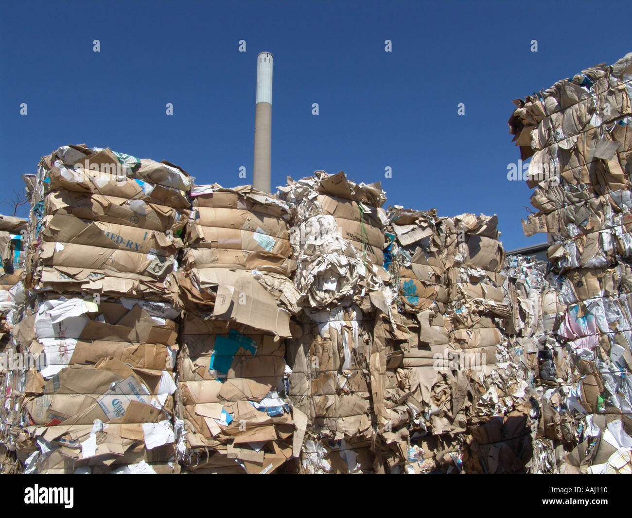 Pulp bales hi-res stock photography and images - Alamy