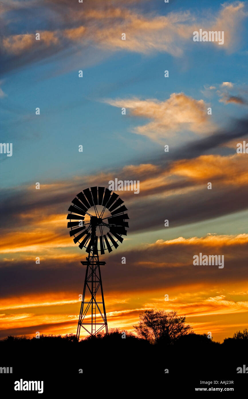 Windmill and Sunset William Creek Oodnadatta Track Outback South ...