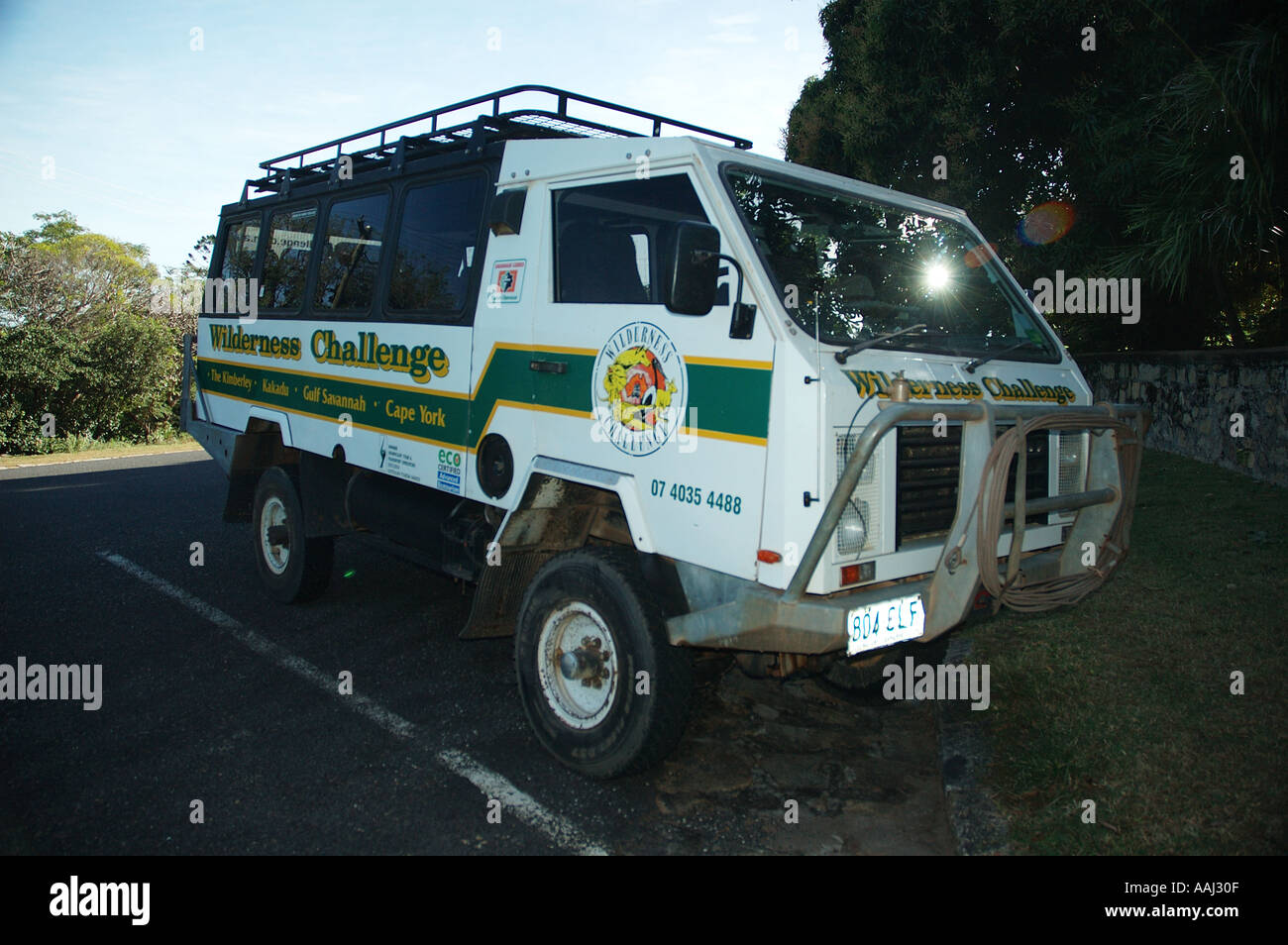holiday tourist bus daintree wet tropics rainforest tour Cooktown ...