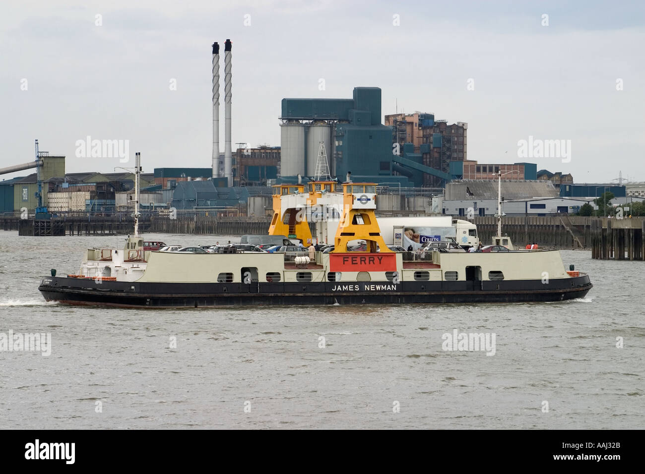 Woolwich Ferry River Thames London England UK Stock Photo - Alamy