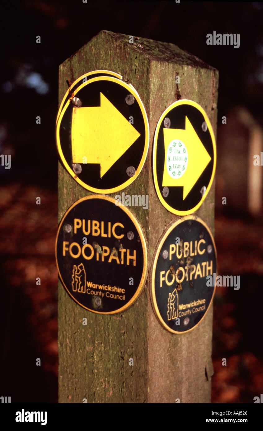 Footpath Waymark Sign Post on Arden Way Stock Photo - Alamy