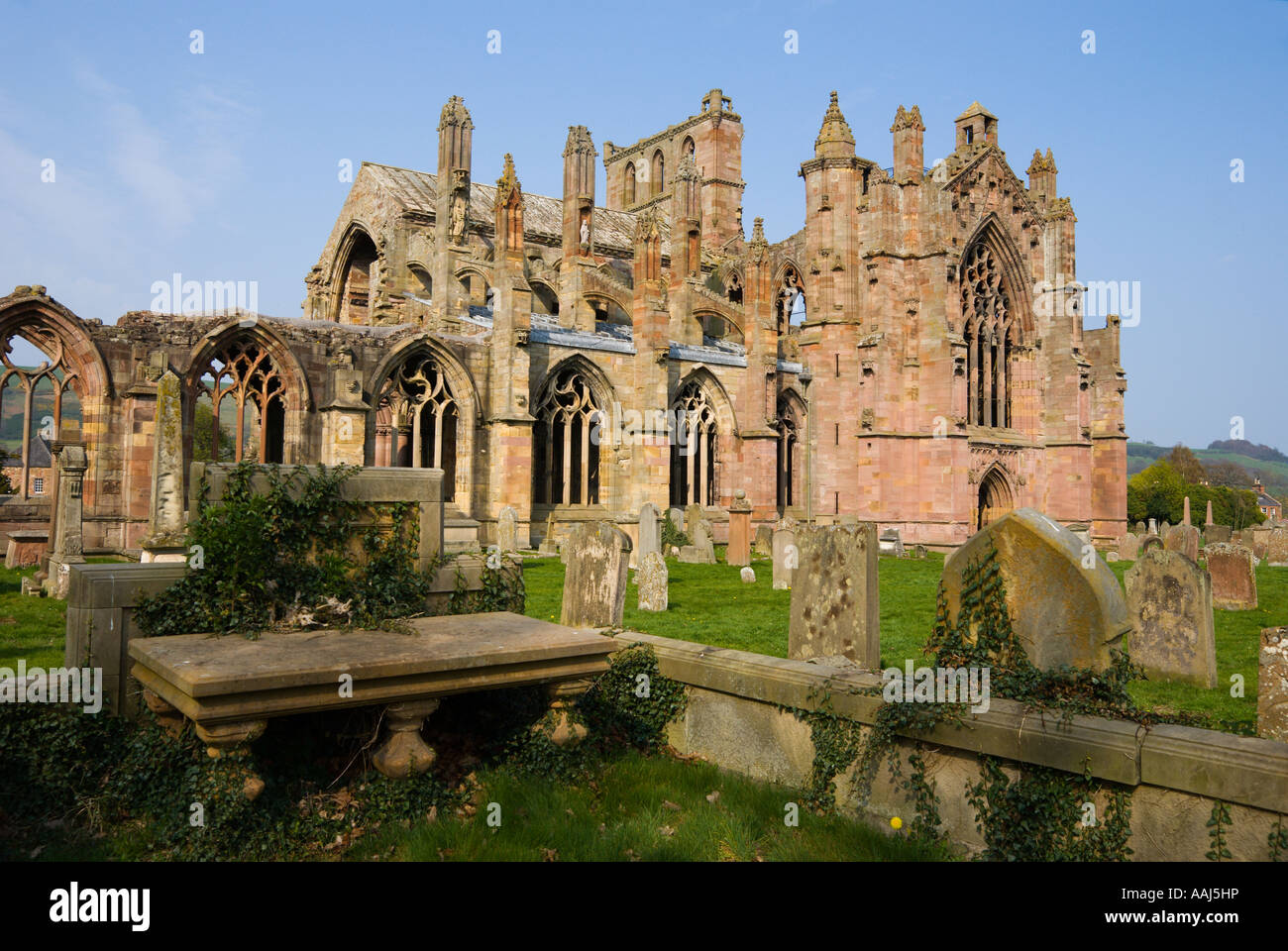 Melrose abbey in scottish borders hi-res stock photography and images ...