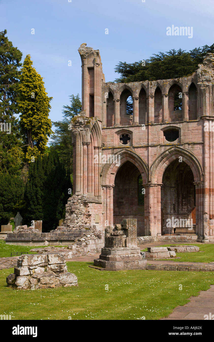 Dryburgh Abbey resting place of Sir Walter Scott and General Douglas ...