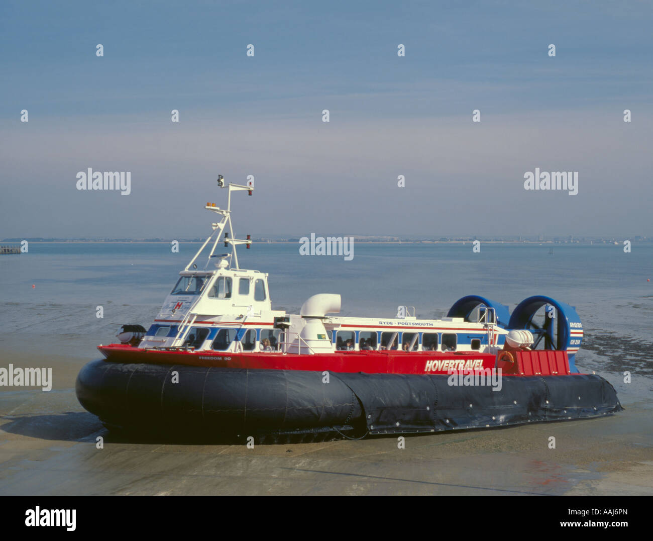 Hovercraft navigation lights hi-res stock photography and images - Alamy