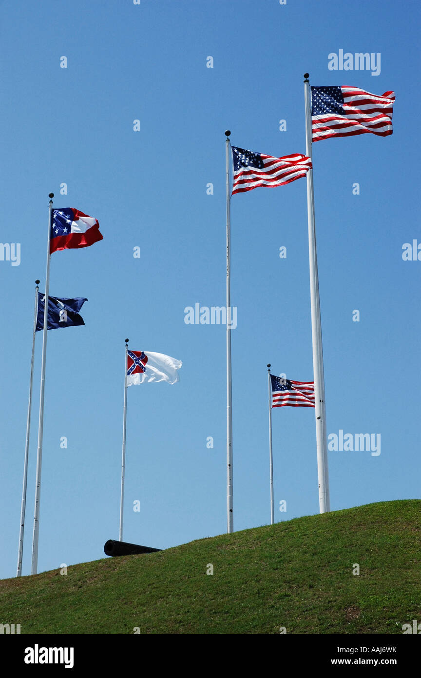 Fort sumter flag hi-res stock photography and images - Alamy