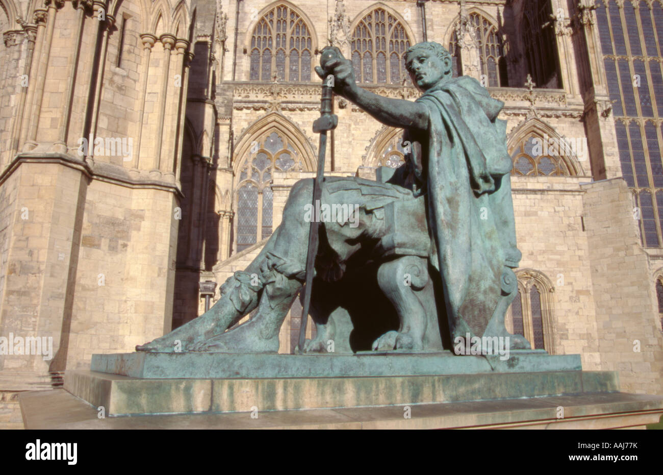 Statue of Constantine, with York Minster beyond, York, North Yorkshire ...