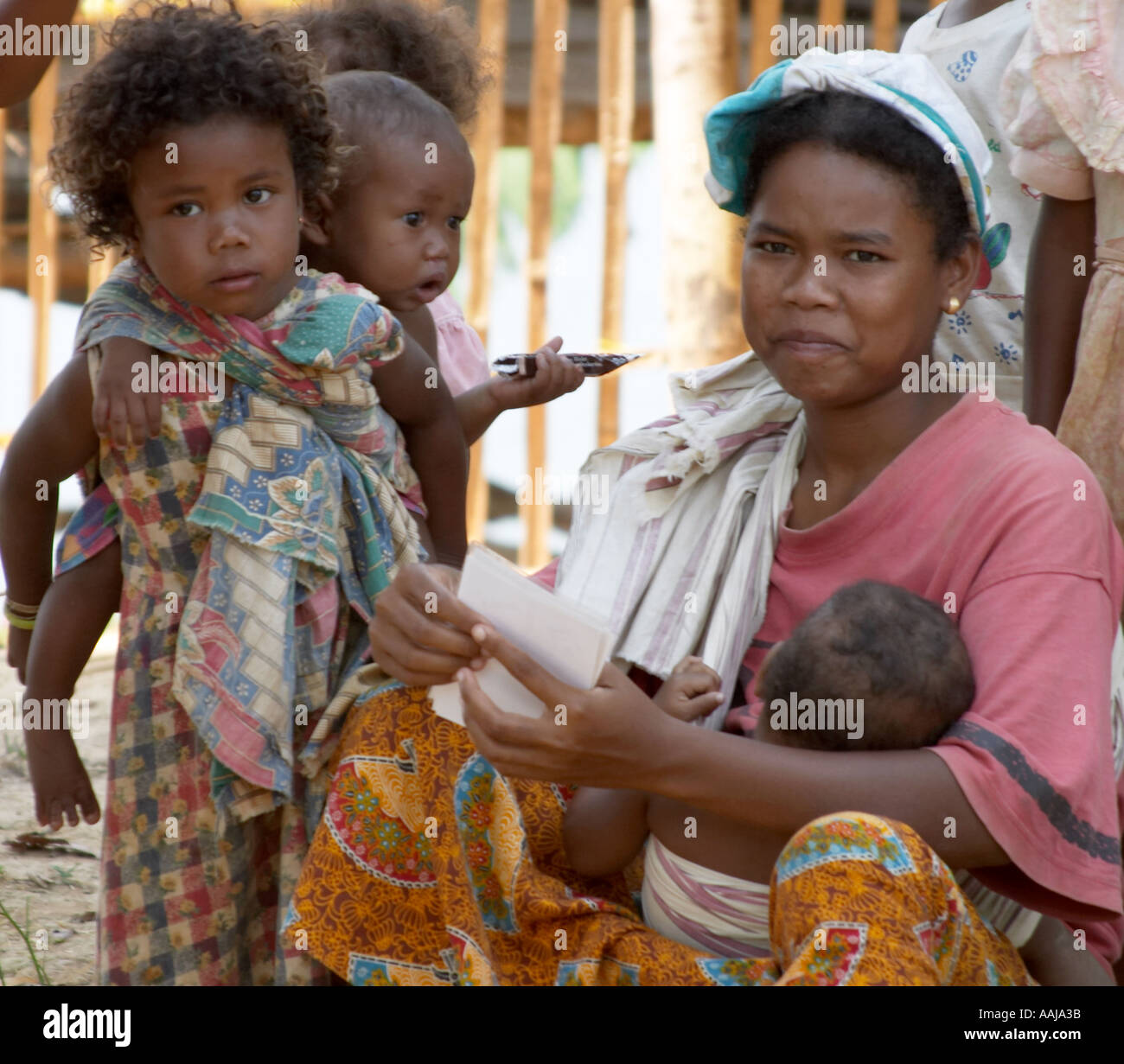 Aboriginals children hi-res stock photography and images - Alamy
