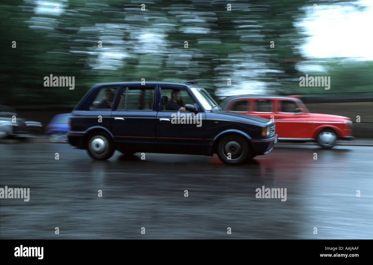 London bus drivers cab hi-res stock photography and images - Alamy