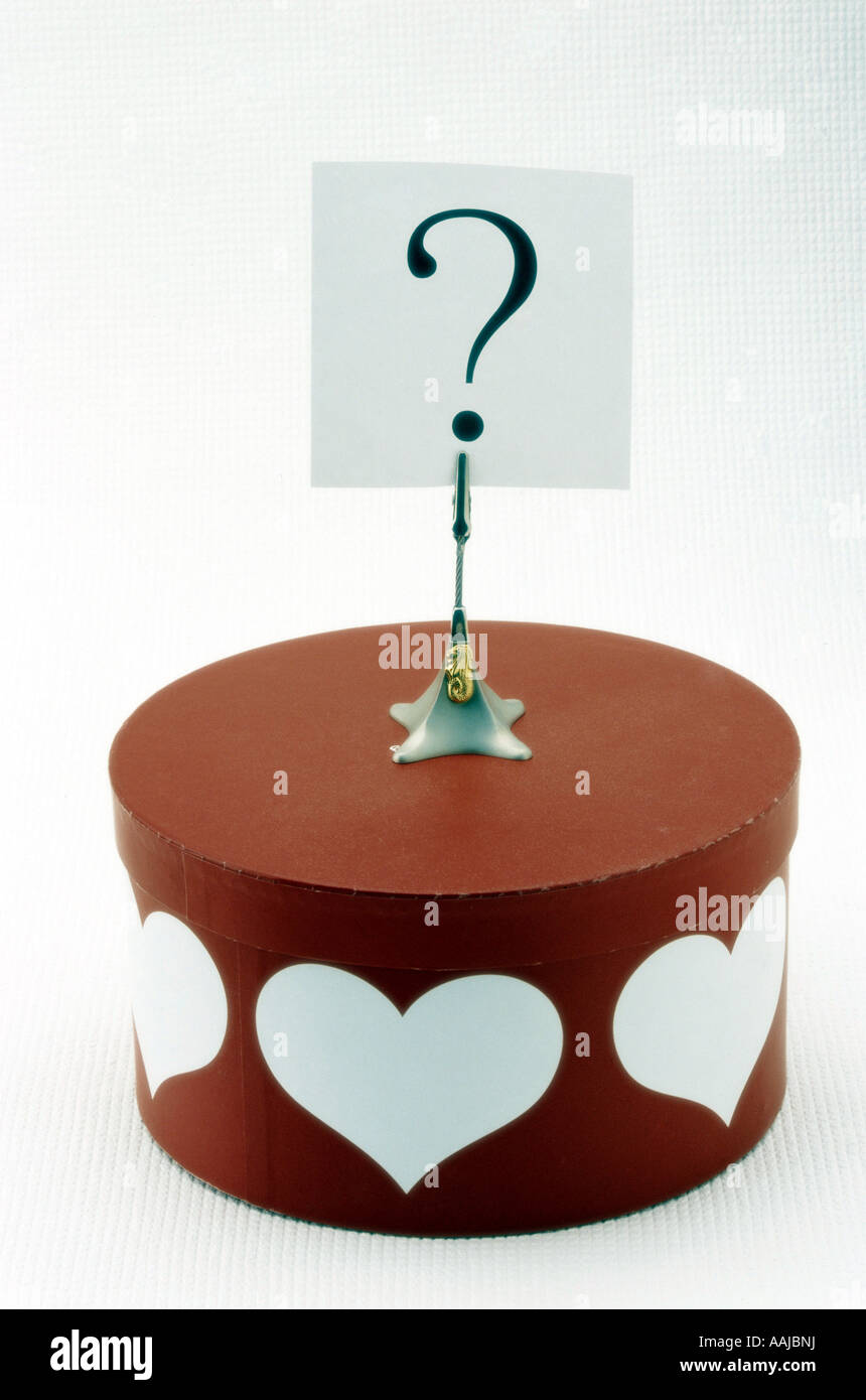 present box and question mark memo Stock Photo - Alamy