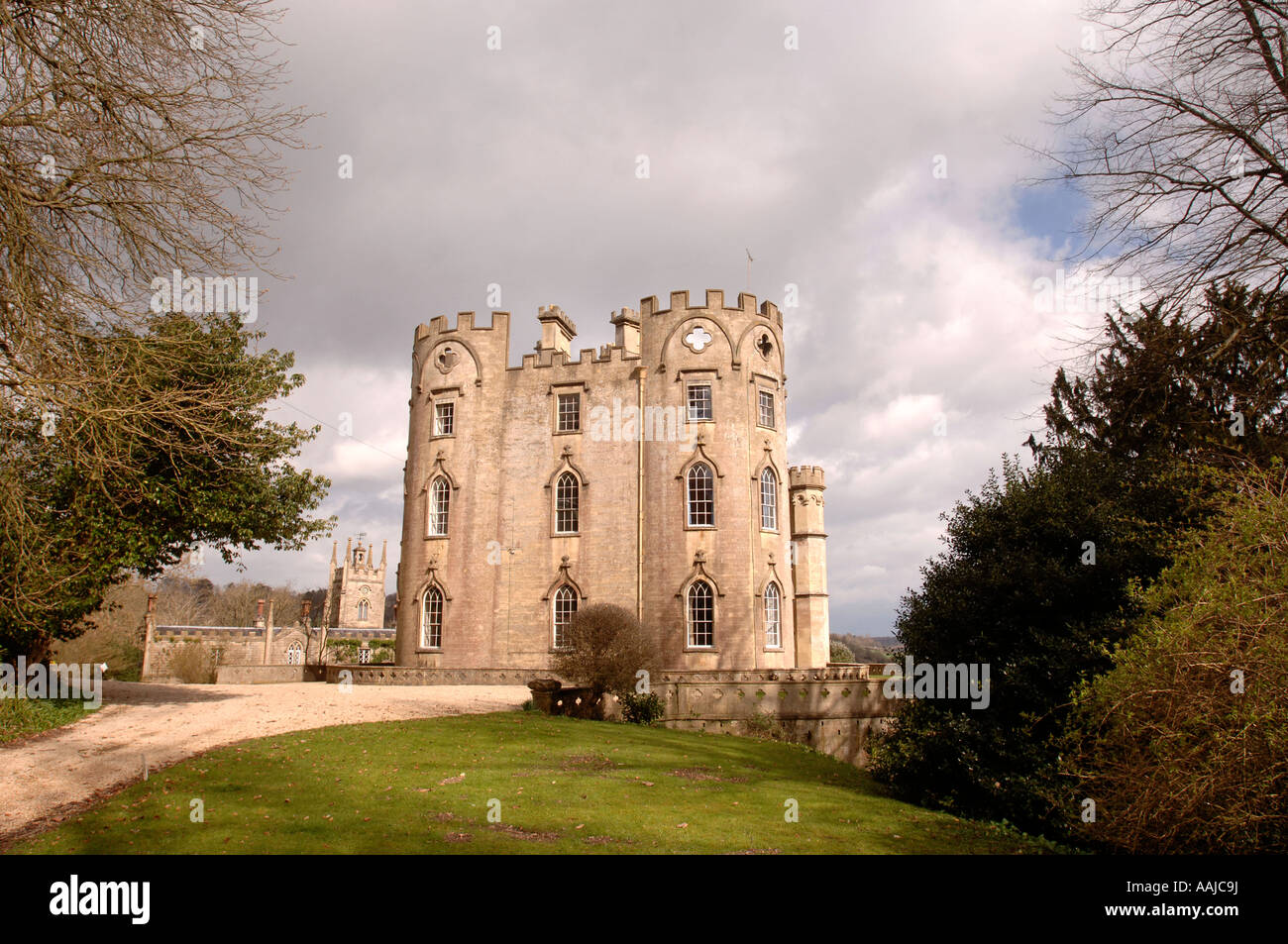 MIDFORD CASTLE NEAR BATH AN EIGHTEENTH CENTURY FOLLY CASTLE BUILT IN ...