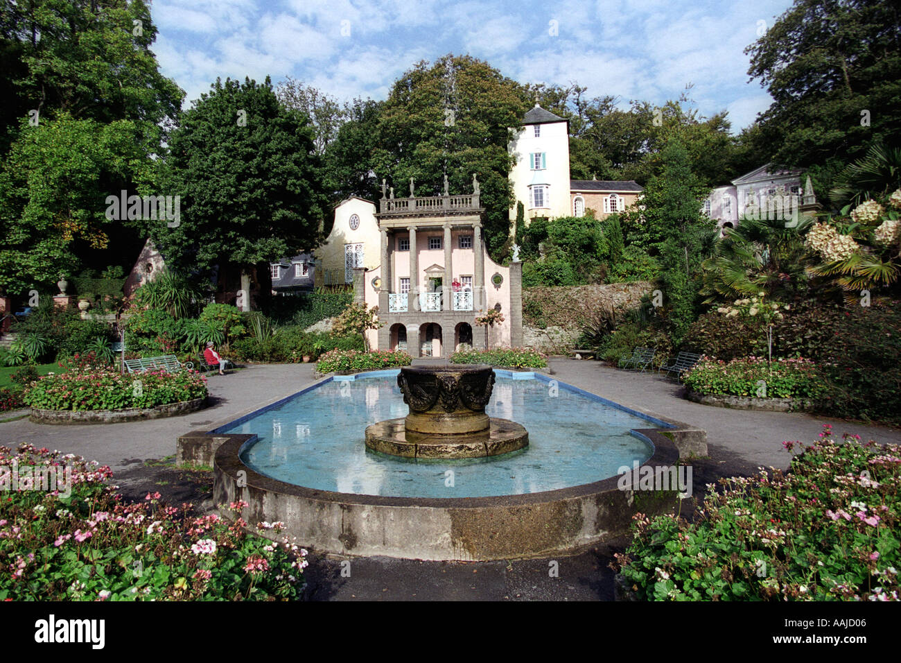 Garden with water feature and buildings in the Italianate village ...