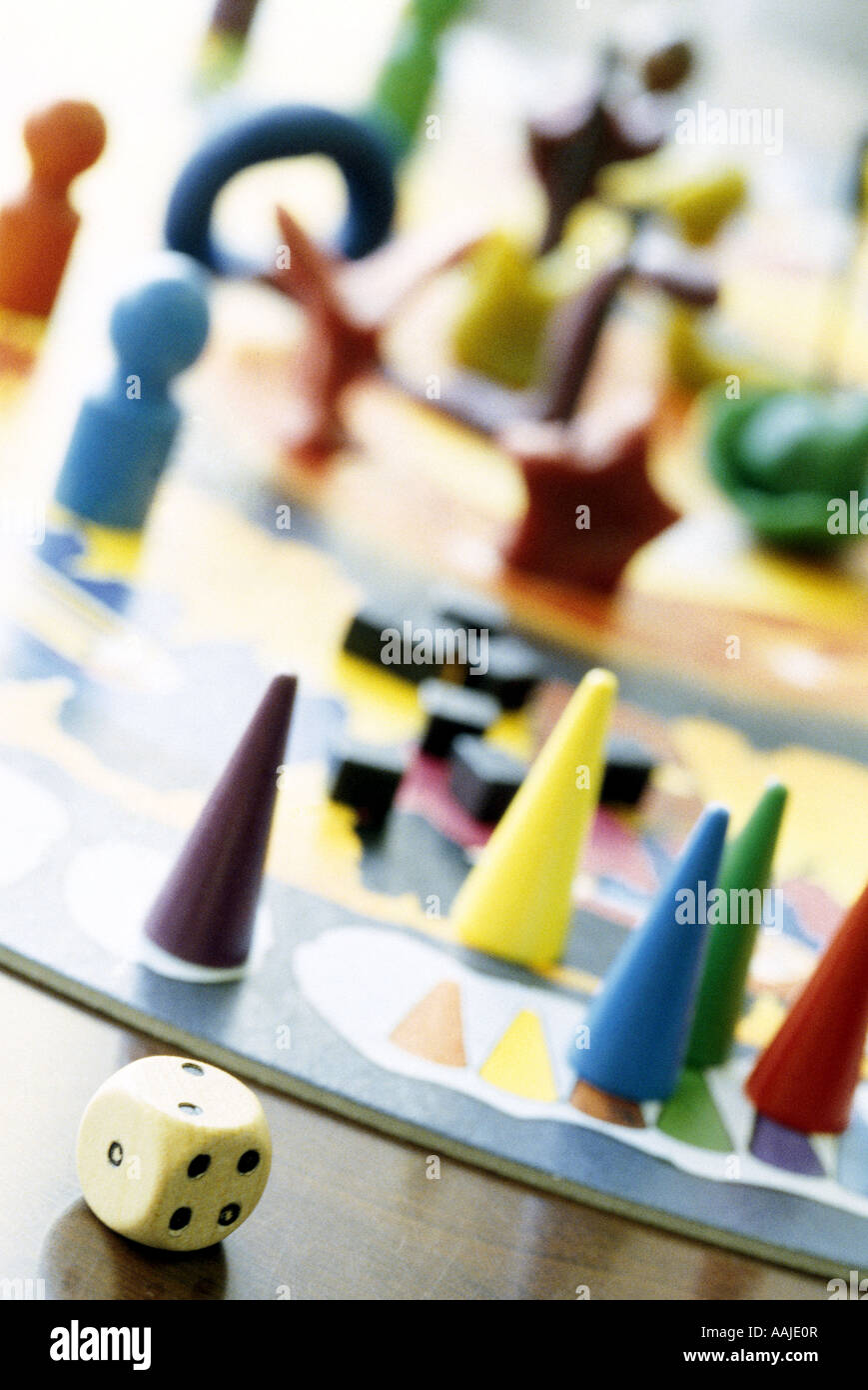 Board game die hi-res stock photography and images - Alamy