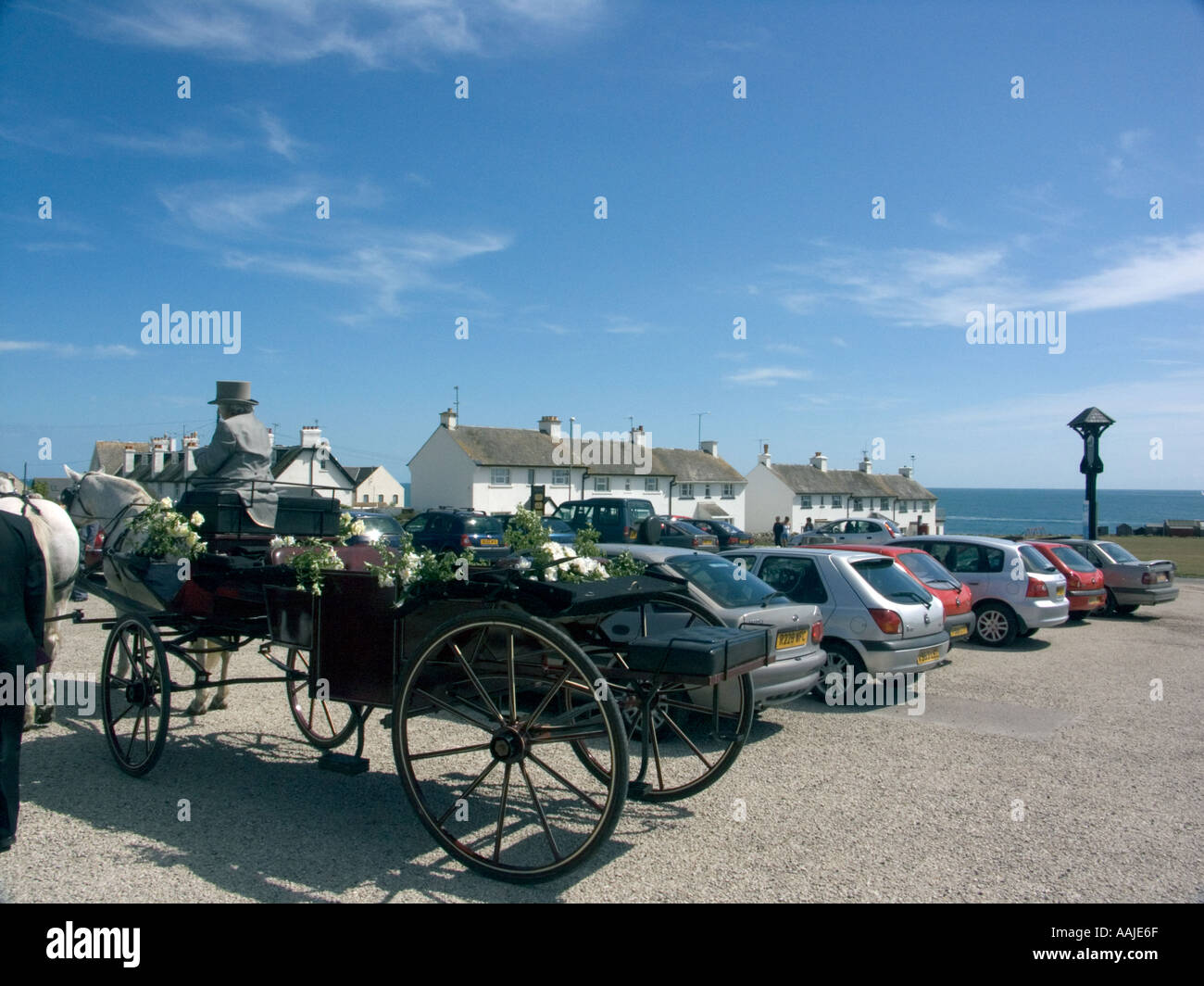 Horse drawn carriage handsome carriage hi-res stock photography and ...