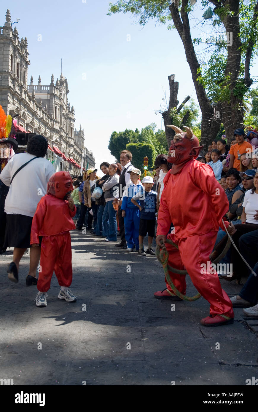 Mexican devil masks hi-res stock photography and images - Alamy