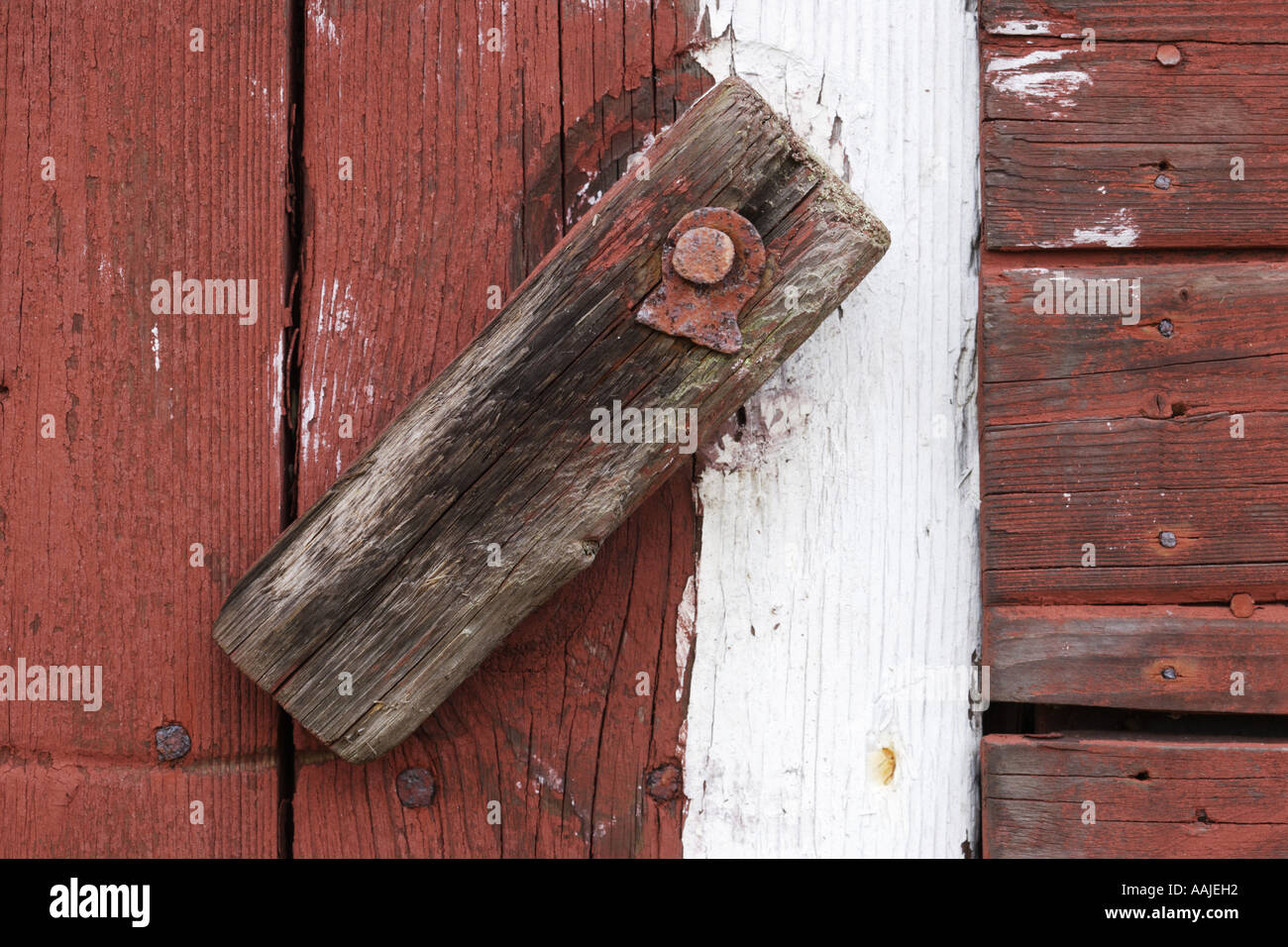 Old fashioned wooden door handle Stock Photo - Alamy