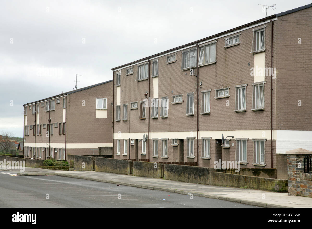 Irish social housing hi-res stock photography and images - Alamy