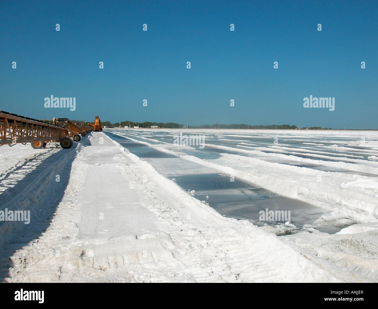 evaporation salt pan Stock Photo - Alamy