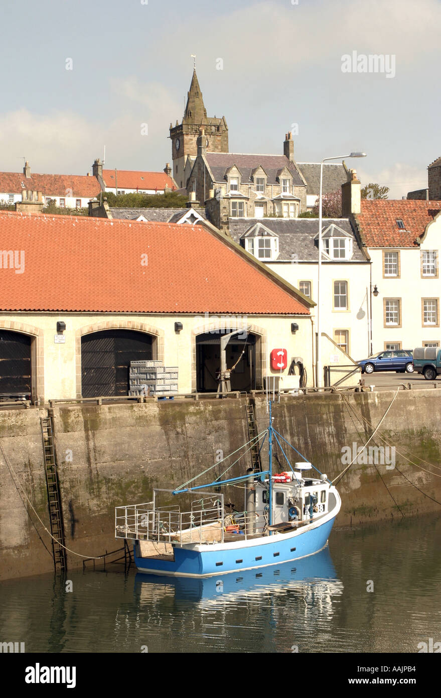 Pittenweem church hi-res stock photography and images - Alamy